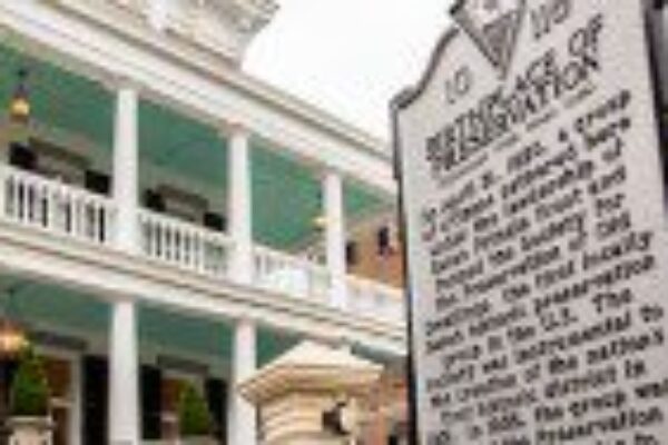 Charleston Well Preserved Morning History Walk and Talk - Preservation ...